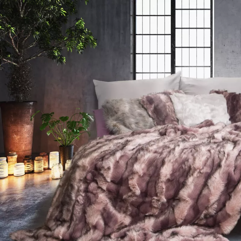 REINA LINE Narzuta dekoracyjna HARIET o strukturze miękkiego ...